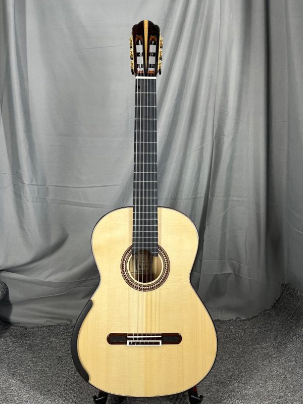 Yulong Guo Ziricote Concert Classical Guitar GC03AC – AIERSI