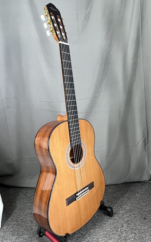 Glossy 36 inch Solid Cedar Top Mahogany Body Classical Guitar – Aiersi ...