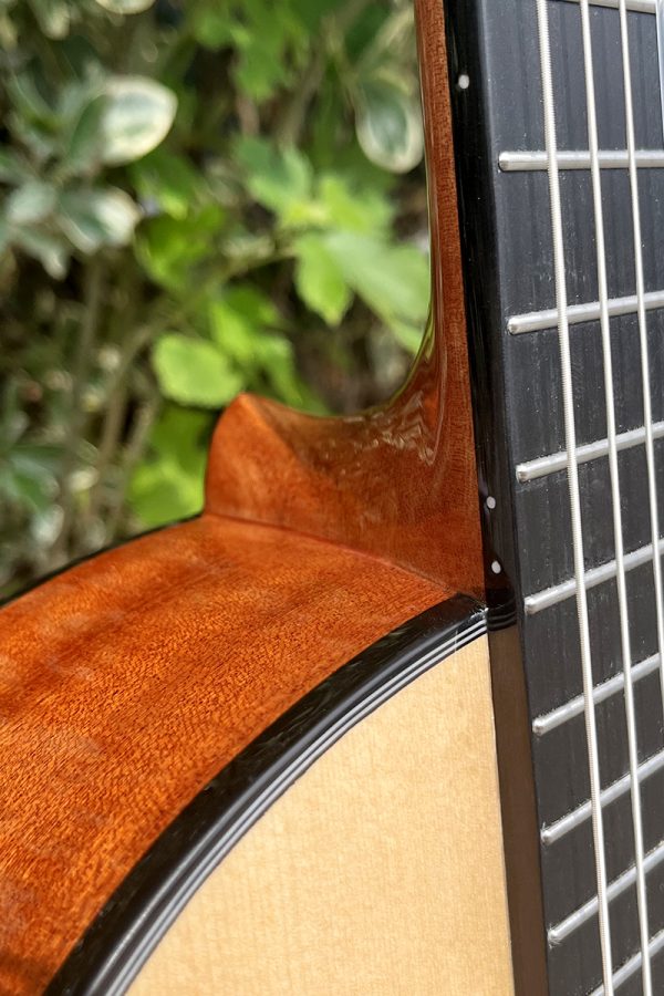 Glossy 36 Inch Solid Spruce Top Sapele Classic Guitar Aiersi Guitar
