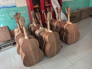 Aiersi Guitar